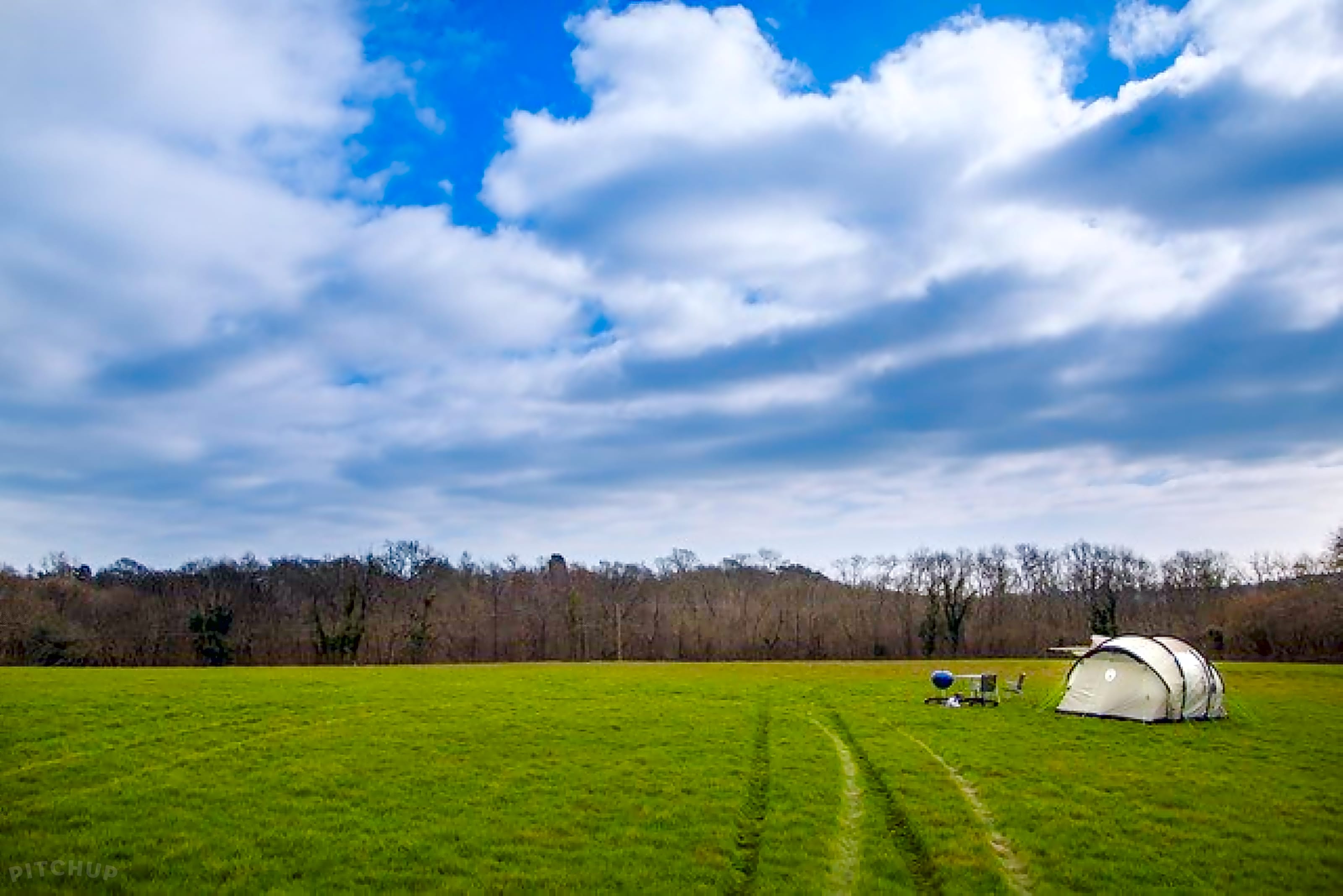 Netherfield Place Farm Camping, Netherfield, East Sussex - Updated 2026 ...