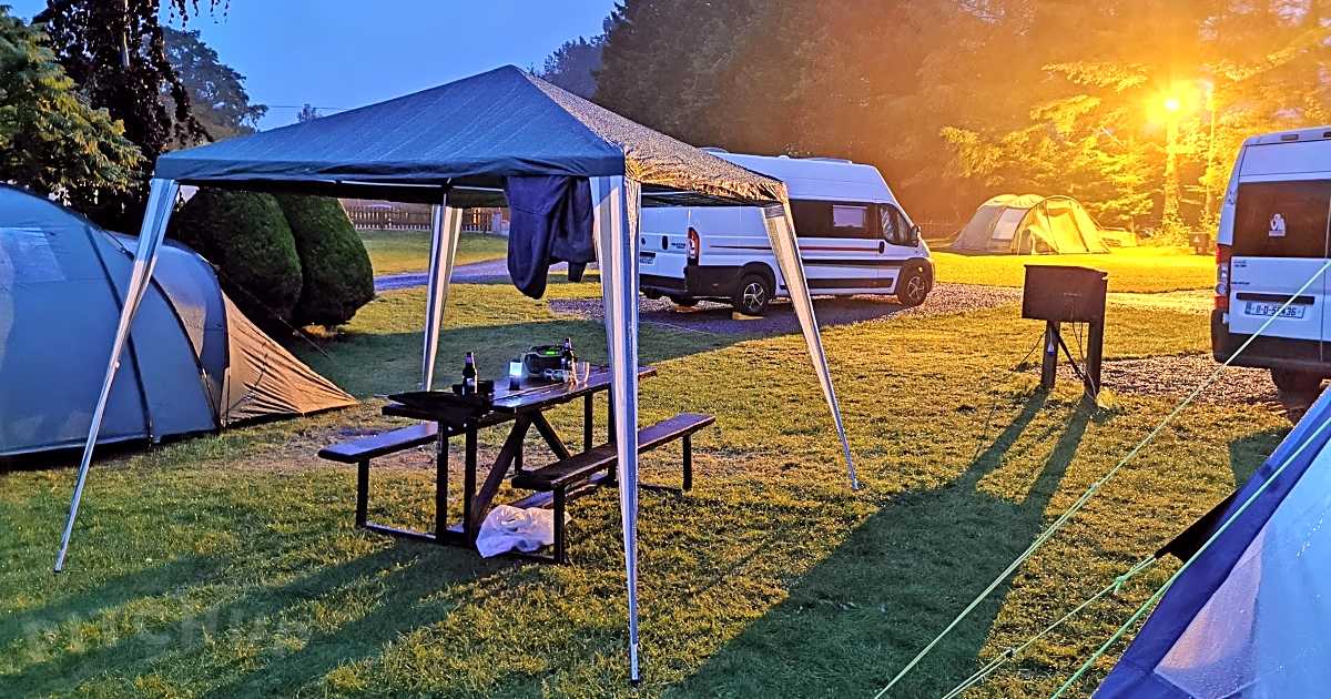 Lough Ree East Caravan and Camping, Athlone | Pitchup.com