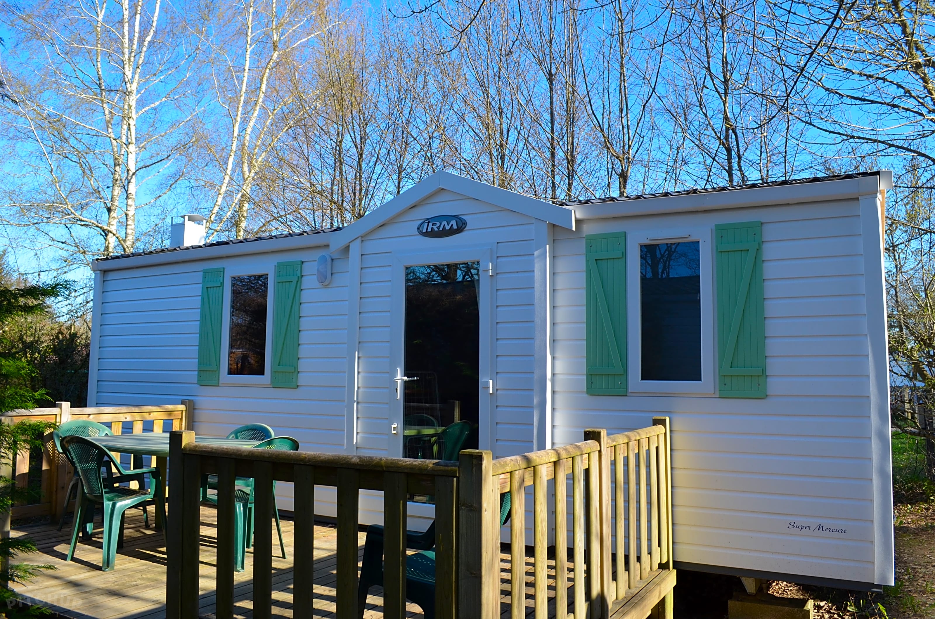 Camping Les Rives du Lac, Saint-Gérons - Updated 2019 prices - Pitchup®