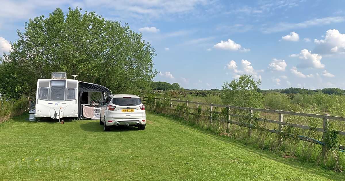 Torworth Grange Farm, Torworth | Pitchup.com