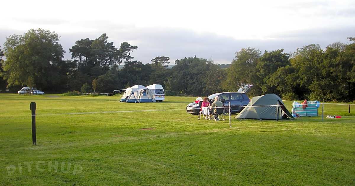 Hulme End Campsite, Buxton - Pitchup®