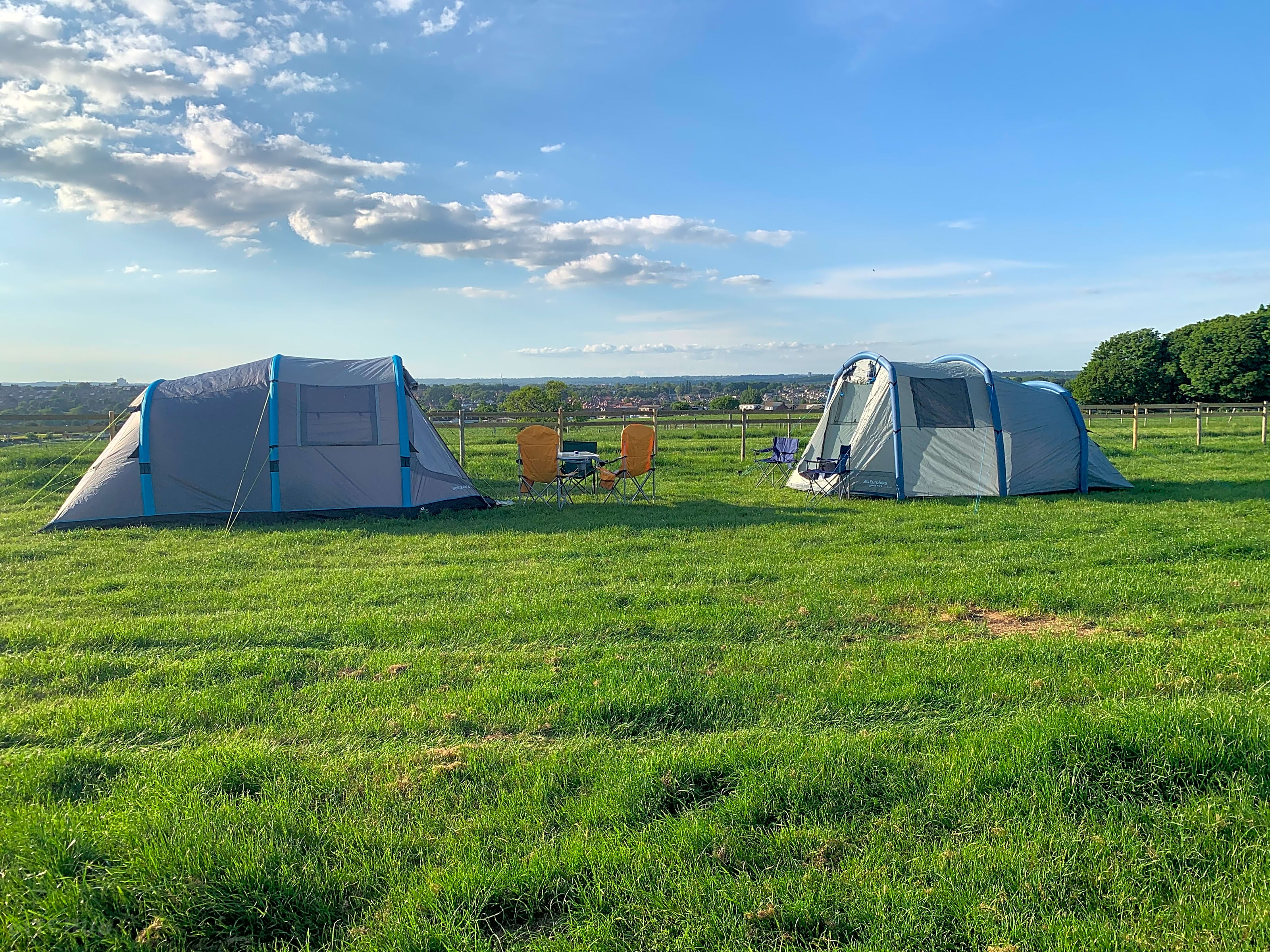Swithens Farm, Rothwell, West Yorkshire | Pitchup.com